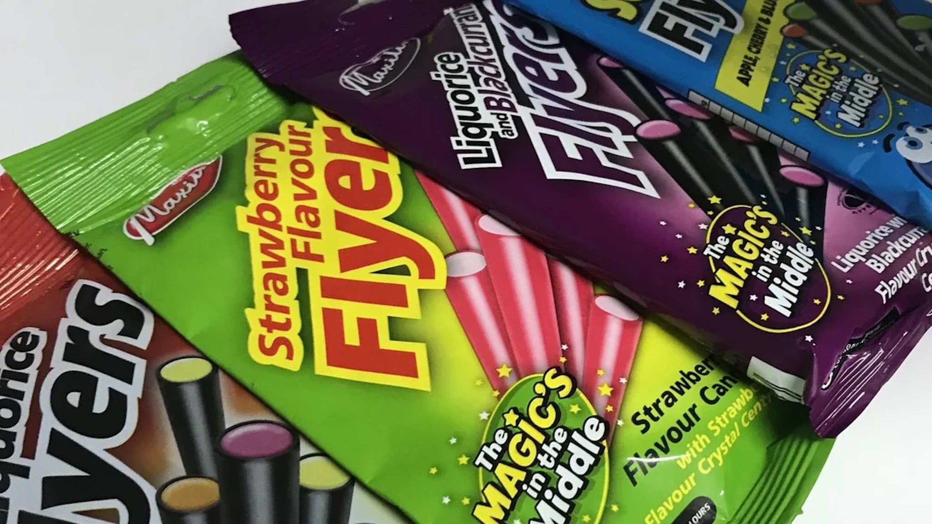 Maxilin Classic Flyers – Liquorice Tubes With Fruity Sherbet Crystals